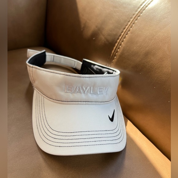 Nike | Accessories | Bayley Nike Sun Visor Very Clean Almost New | Poshmark